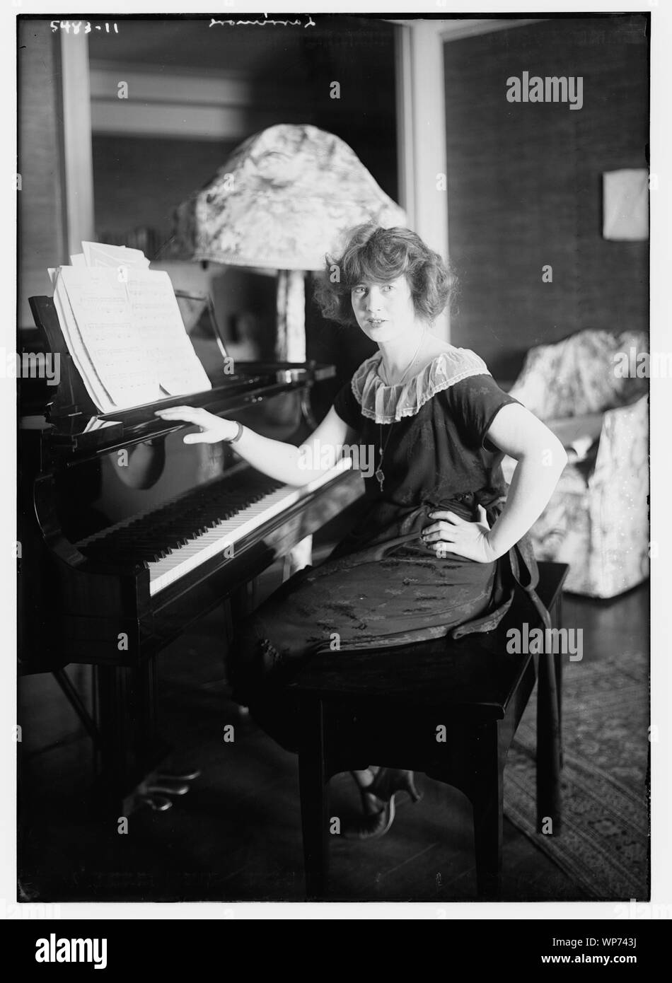 Moment musical Black and White Stock Photos & Images - Alamy