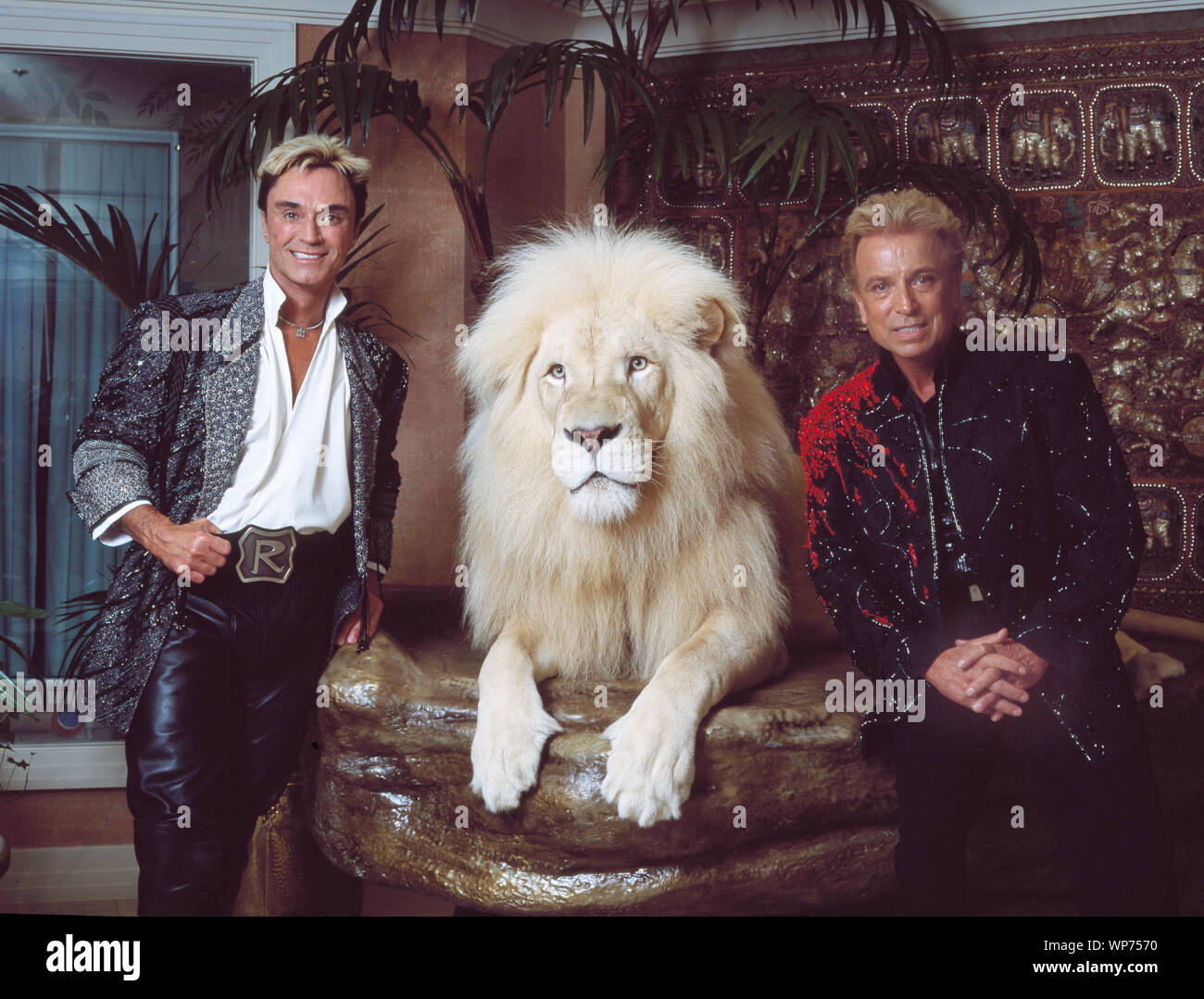 Siegried and roy hi-res stock photography and images - Alamy