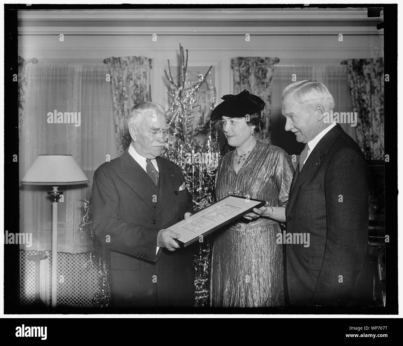 Marie ahnighito peary hi-res stock photography and images - Alamy