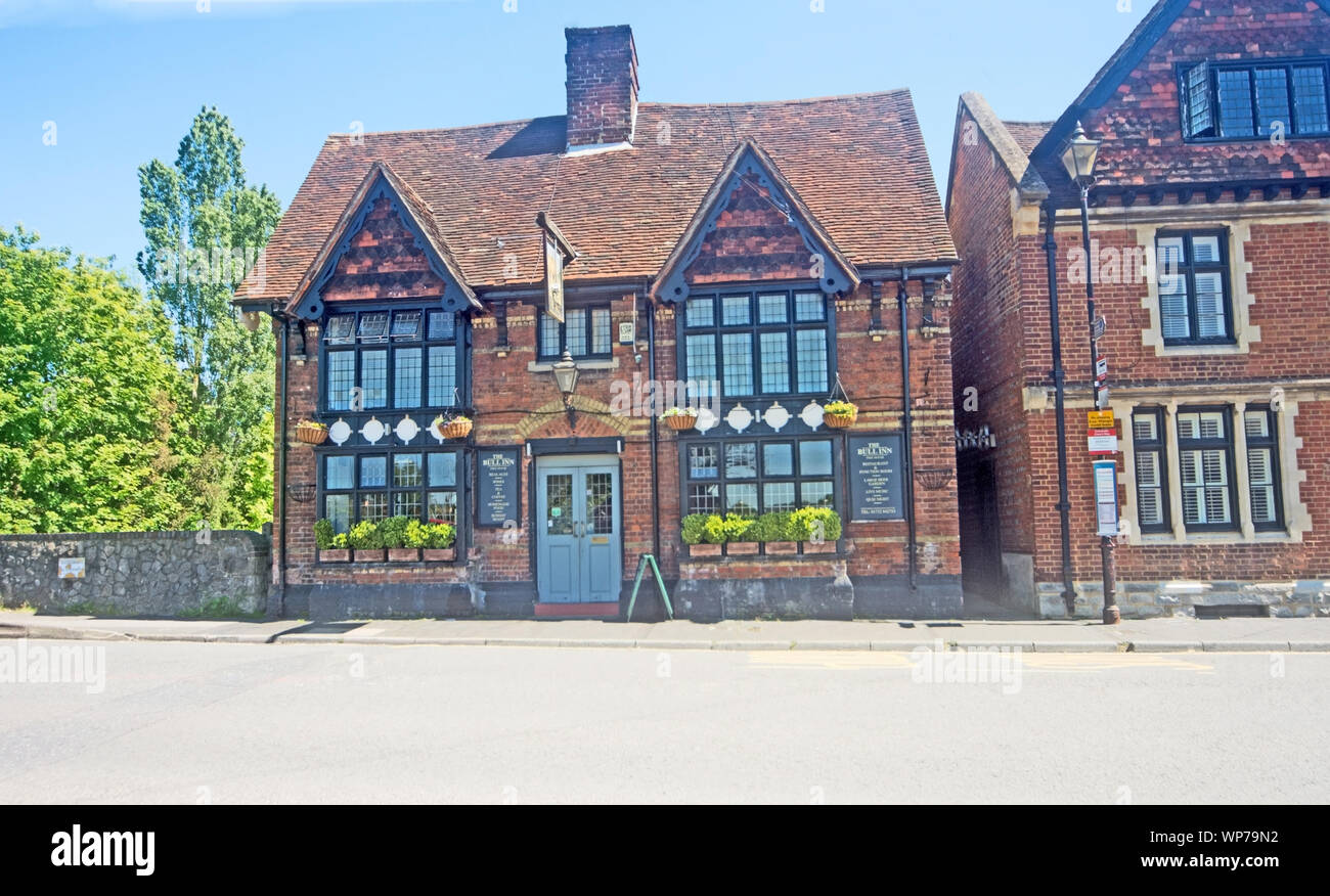 West Mallling Kent Bull Inn High Street Stock Photo - Alamy