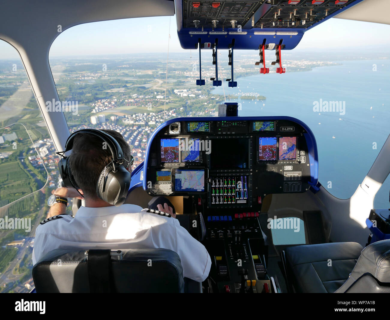 Friedrichshafen zeppelin nt hi-res stock photography and images - Alamy