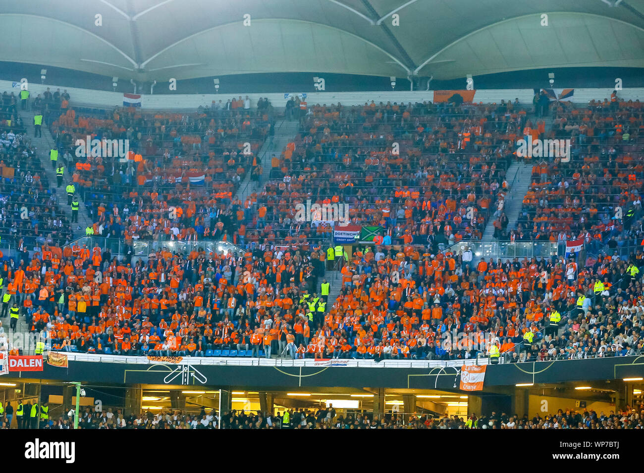Oranje euro fans hi-res stock photography and images - Alamy