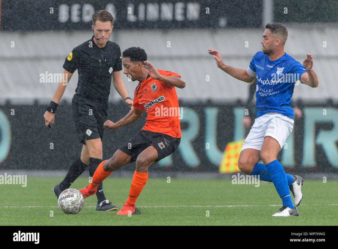 ángulo de l hi-res stock photography and images - Alamy