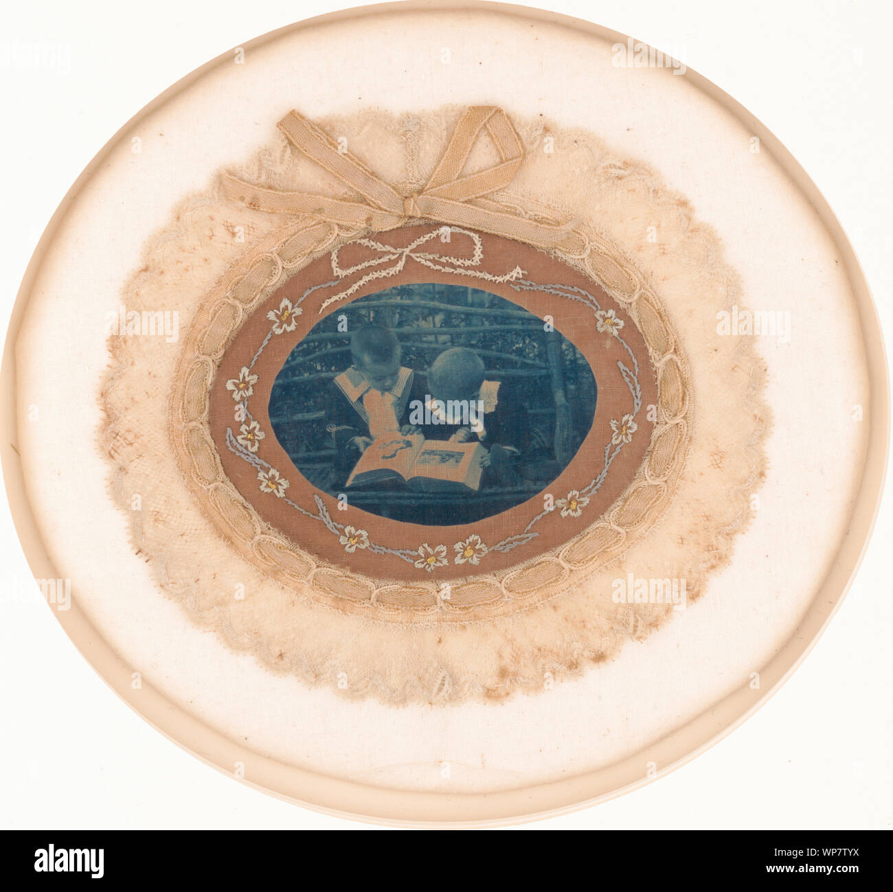 Maynard white hi-res stock photography and images - Alamy