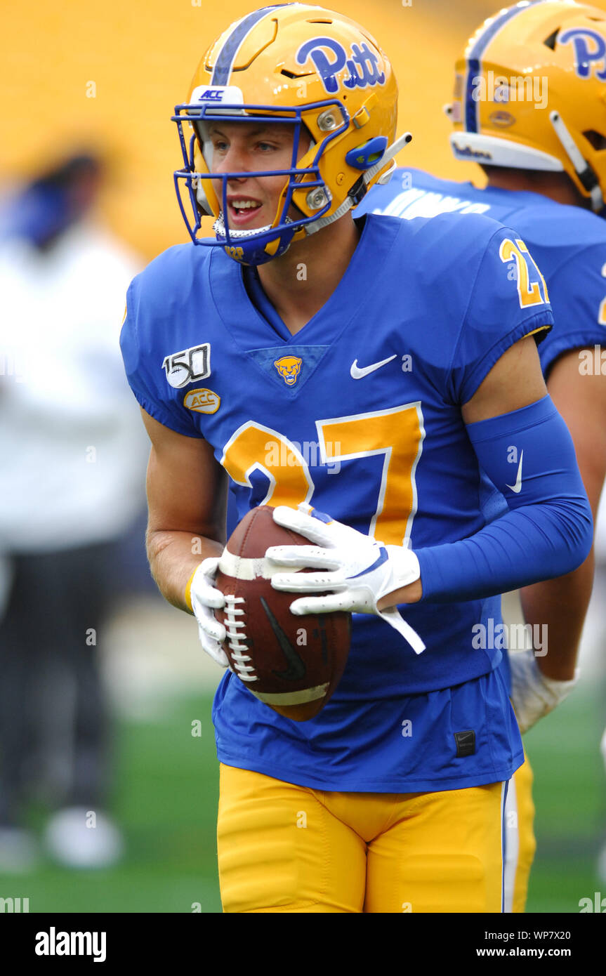 Gavin thomson hi-res stock photography and images - Alamy