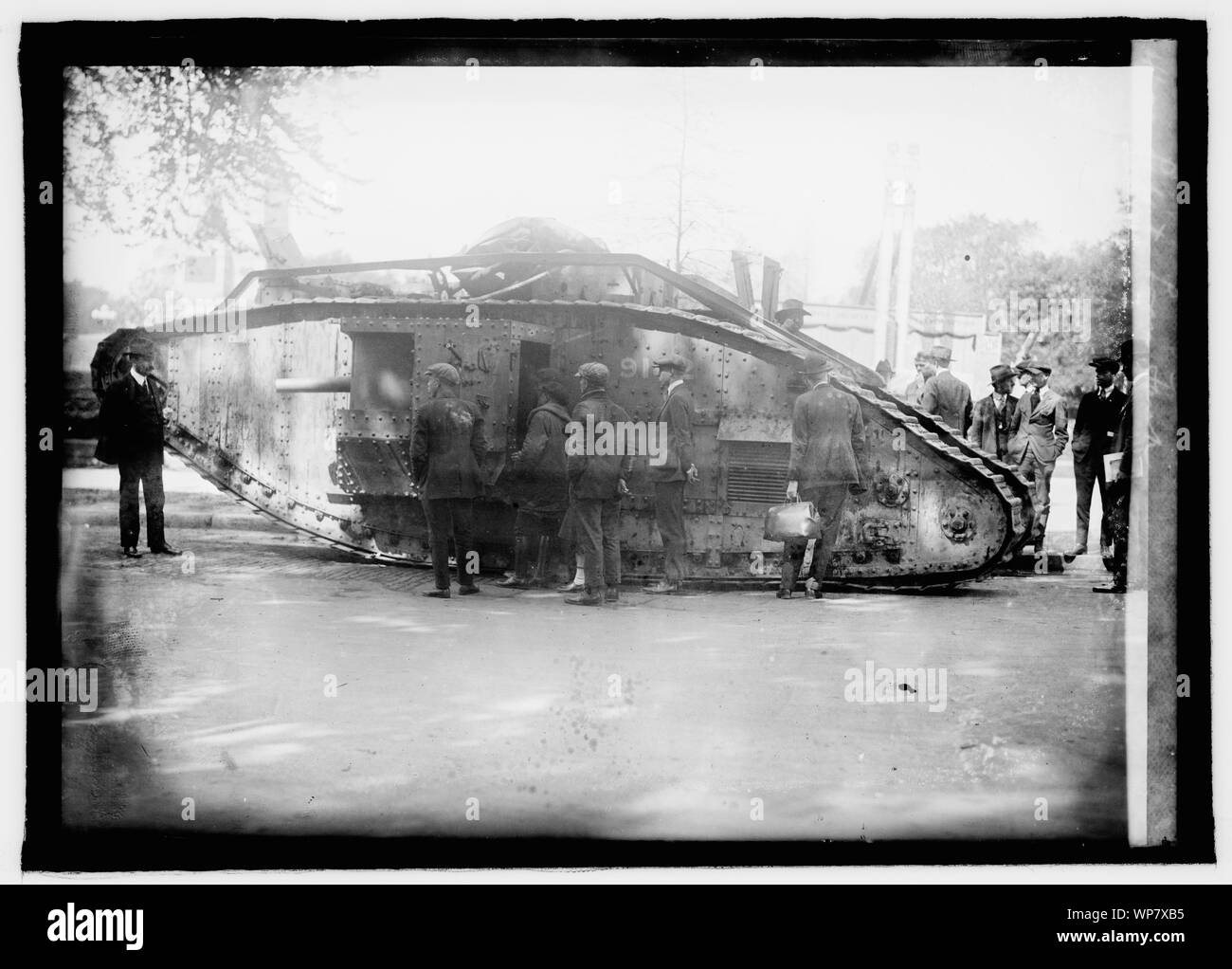 Liberty Loan tank Stock Photo - Alamy