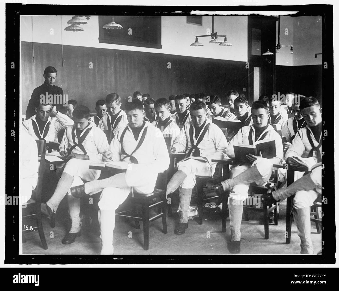 Station class Black and White Stock Photos & Images - Alamy