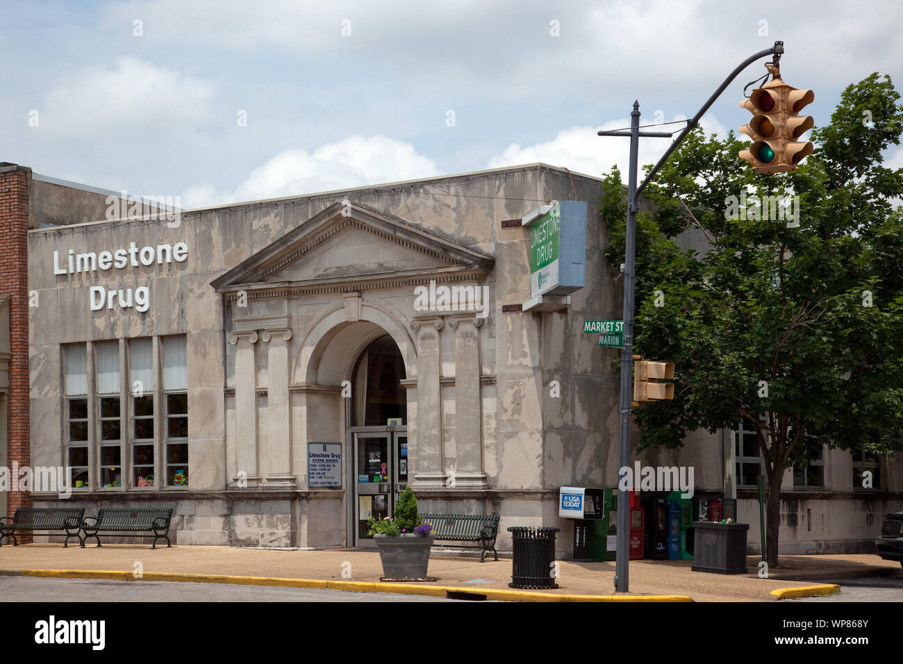 Limestone Drug building, Athens, Alabama Stock Photo - Alamy