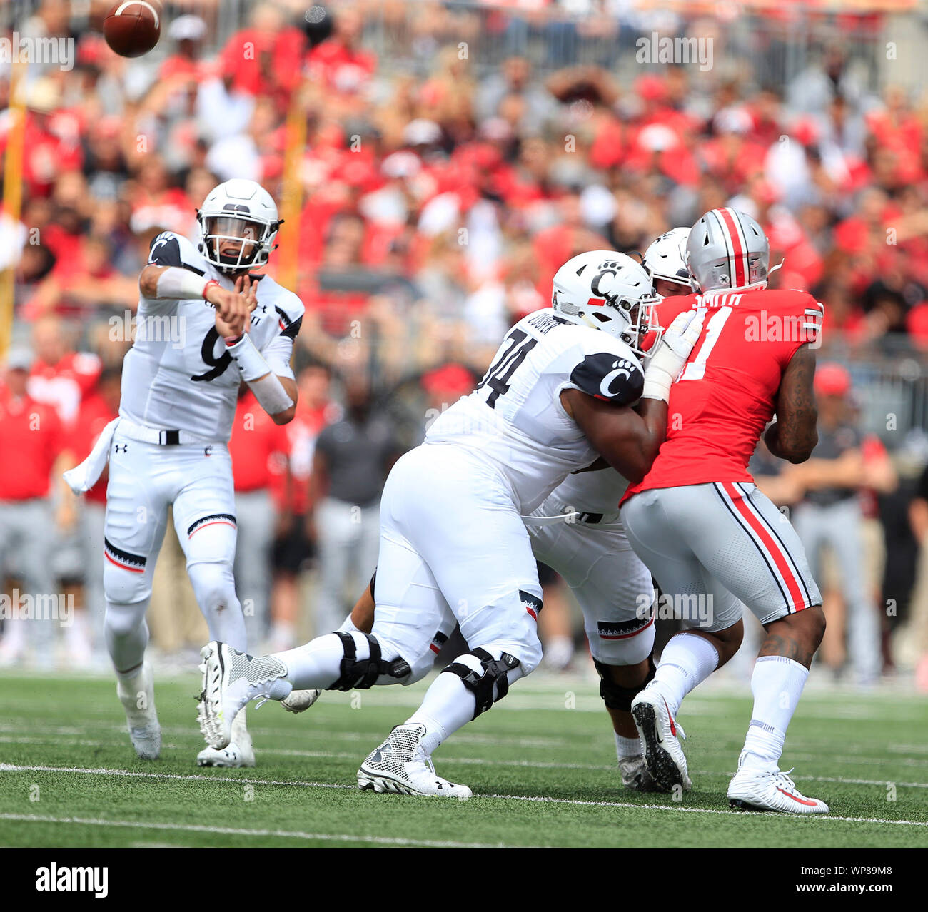 Columbus, Ohio, USA. 7th Sep, 2019. Cincinnati Bearcats quarterback ...