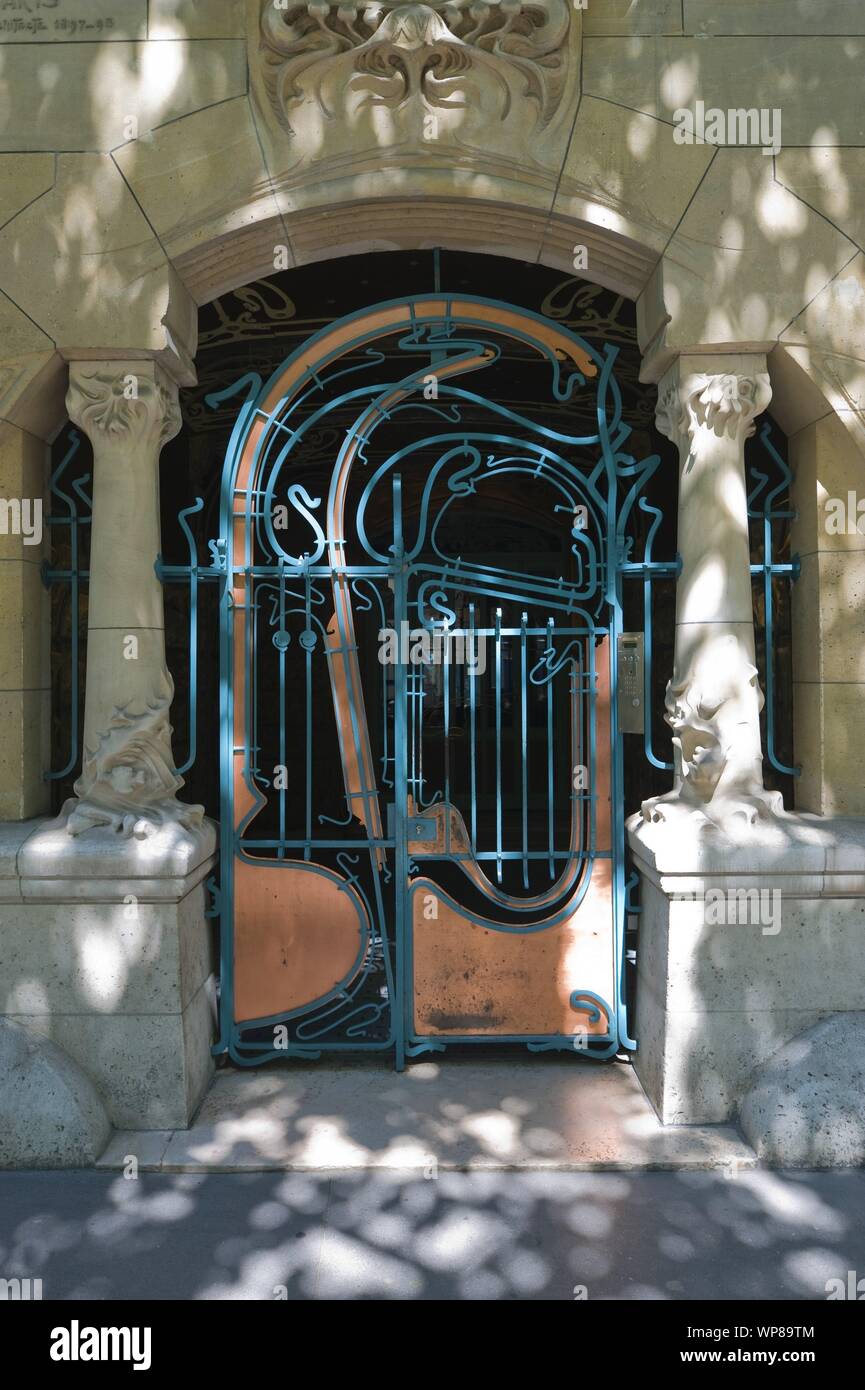 Paris, Castel Béranger von Hector Guimard 1894-1898 - Paris, Castel ...
