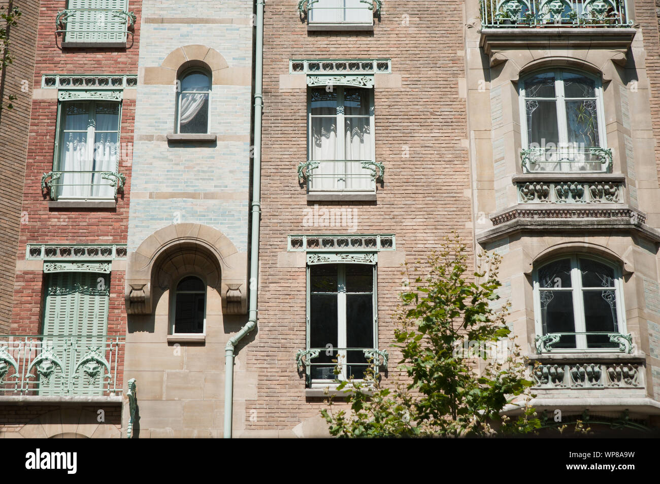Paris, Architektur, Hector Guimard, Castel Beranger, 14 Rue La Fontaine ...