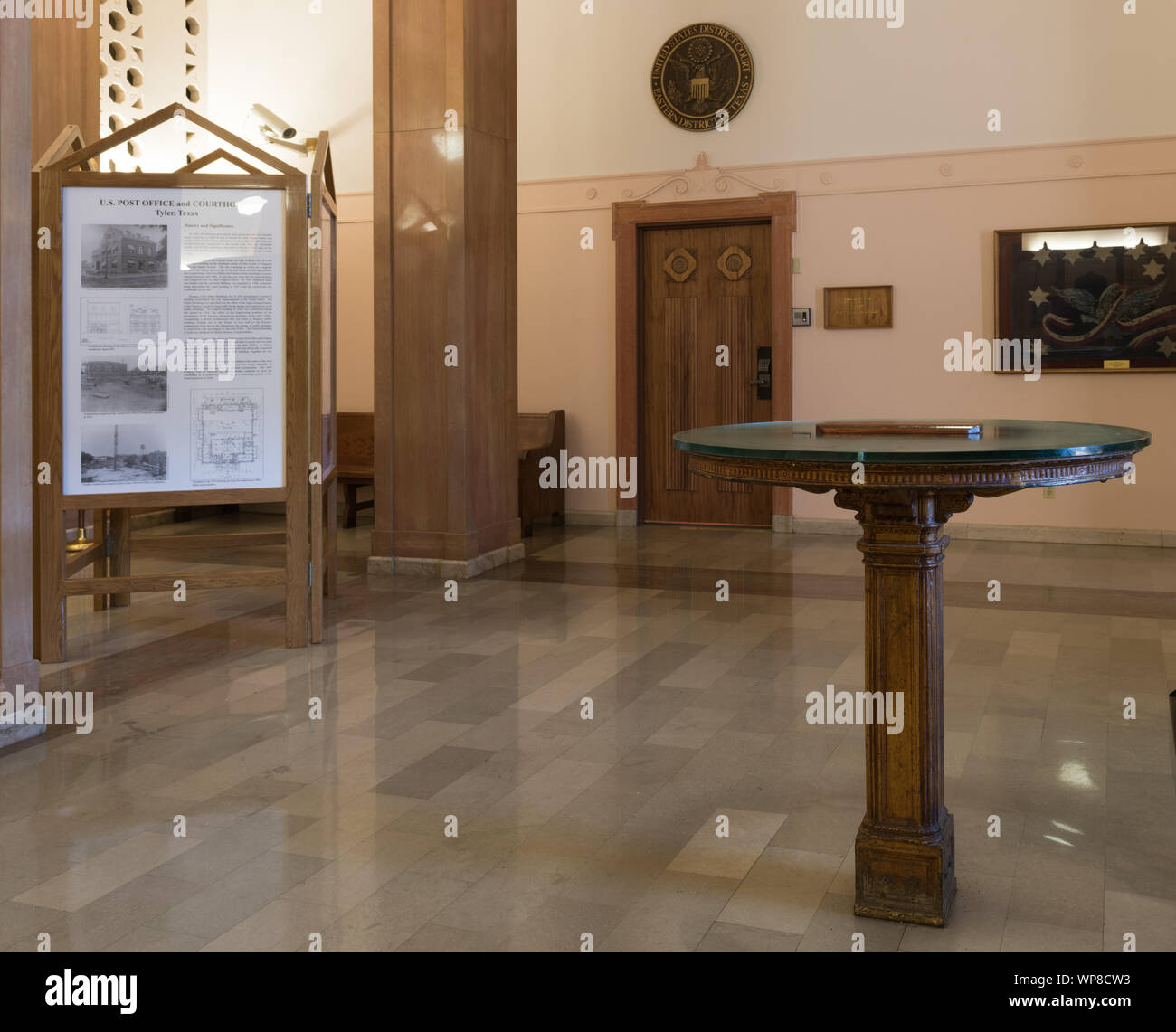 Lobby. U.S. Post Office and Courthouse, Tyler, Texas Stock Photo - Alamy