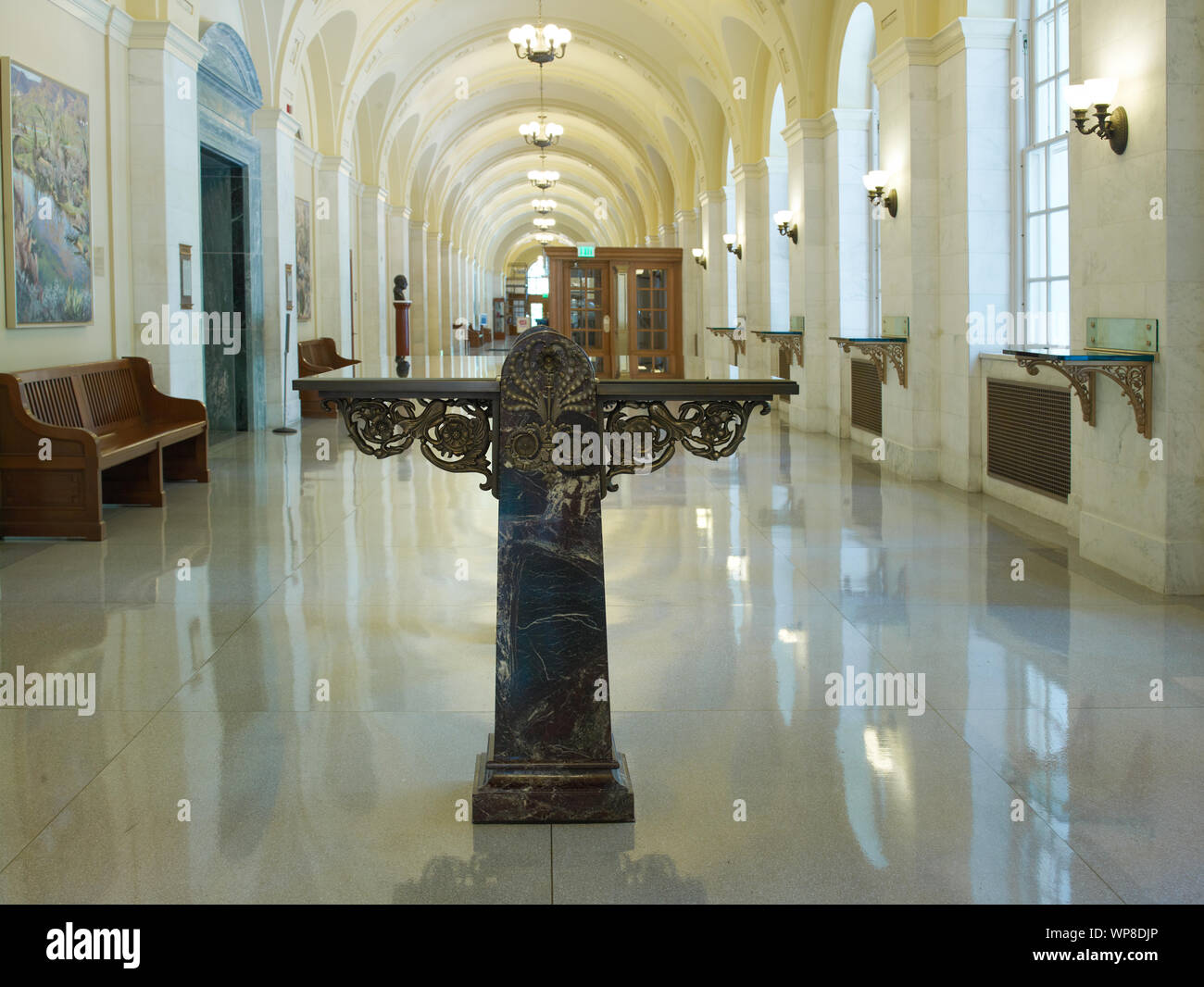 Lobby, Byron R. White U.S. Courthouse, Denver, Colorado Stock Photo - Alamy