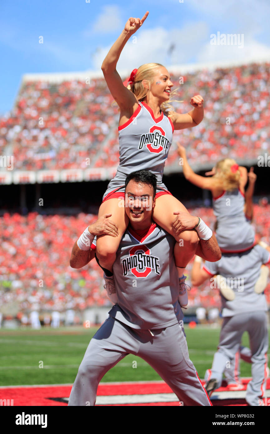 Columbus, Ohio, USA. 7th Sep, 2019. Ohio State Buckeyes cheerleaders ...