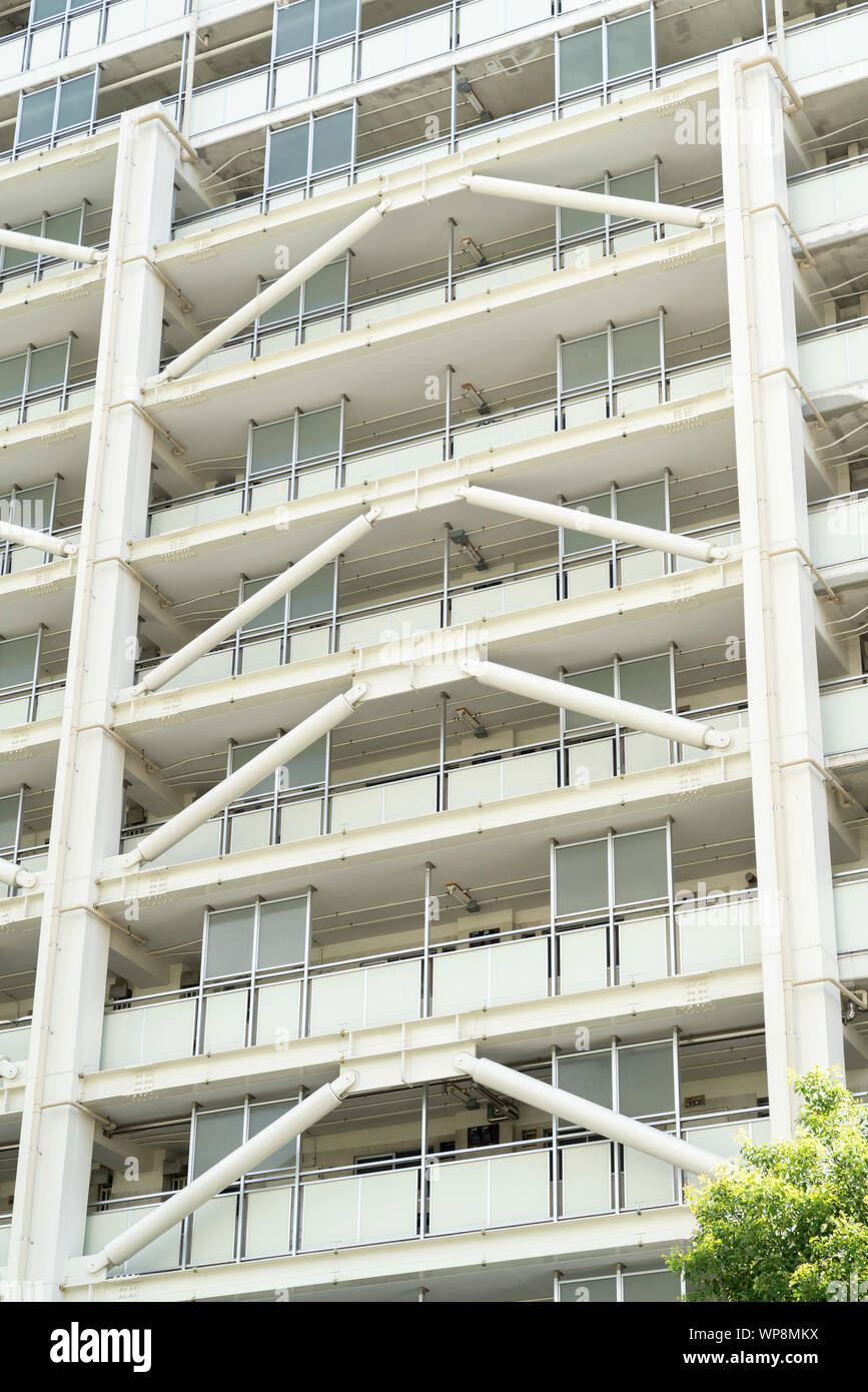 Seismic reinforcement building, Shinagawa-Ku, Tokyo, Japan Stock Photo ...