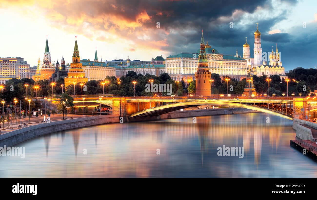 Moscow at night, Russia Stock Photo - Alamy