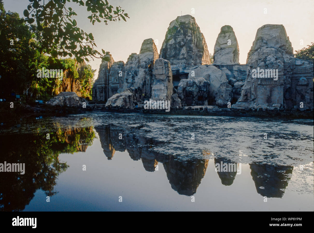 14 Jul 2013 Masroor Rock-cut Temples at Masrur Hindu temples in the ...