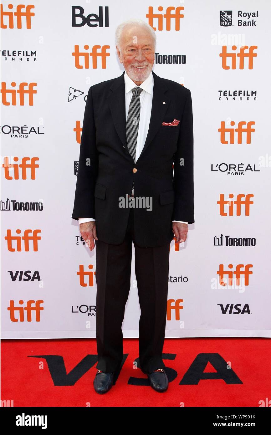 Christopher plummer knives out hi-res stock photography and images - Alamy