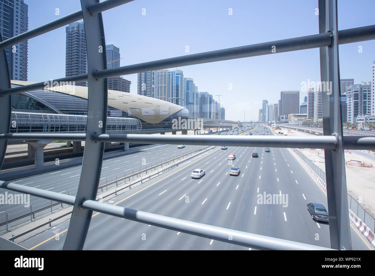 Sheikh khalifa bridge hi-res stock photography and images - Alamy