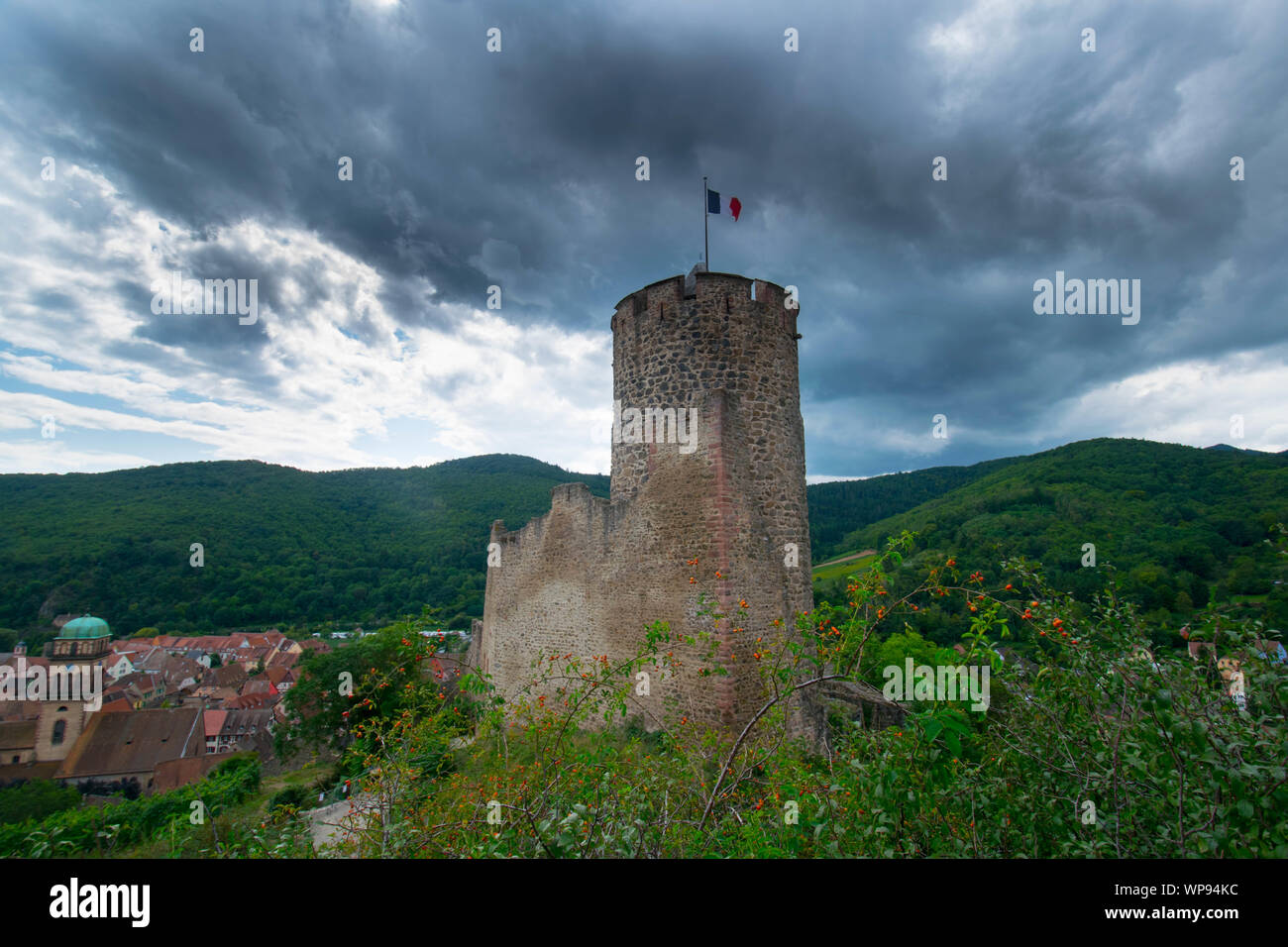 Castle of kaysersberg hi-res stock photography and images - Alamy