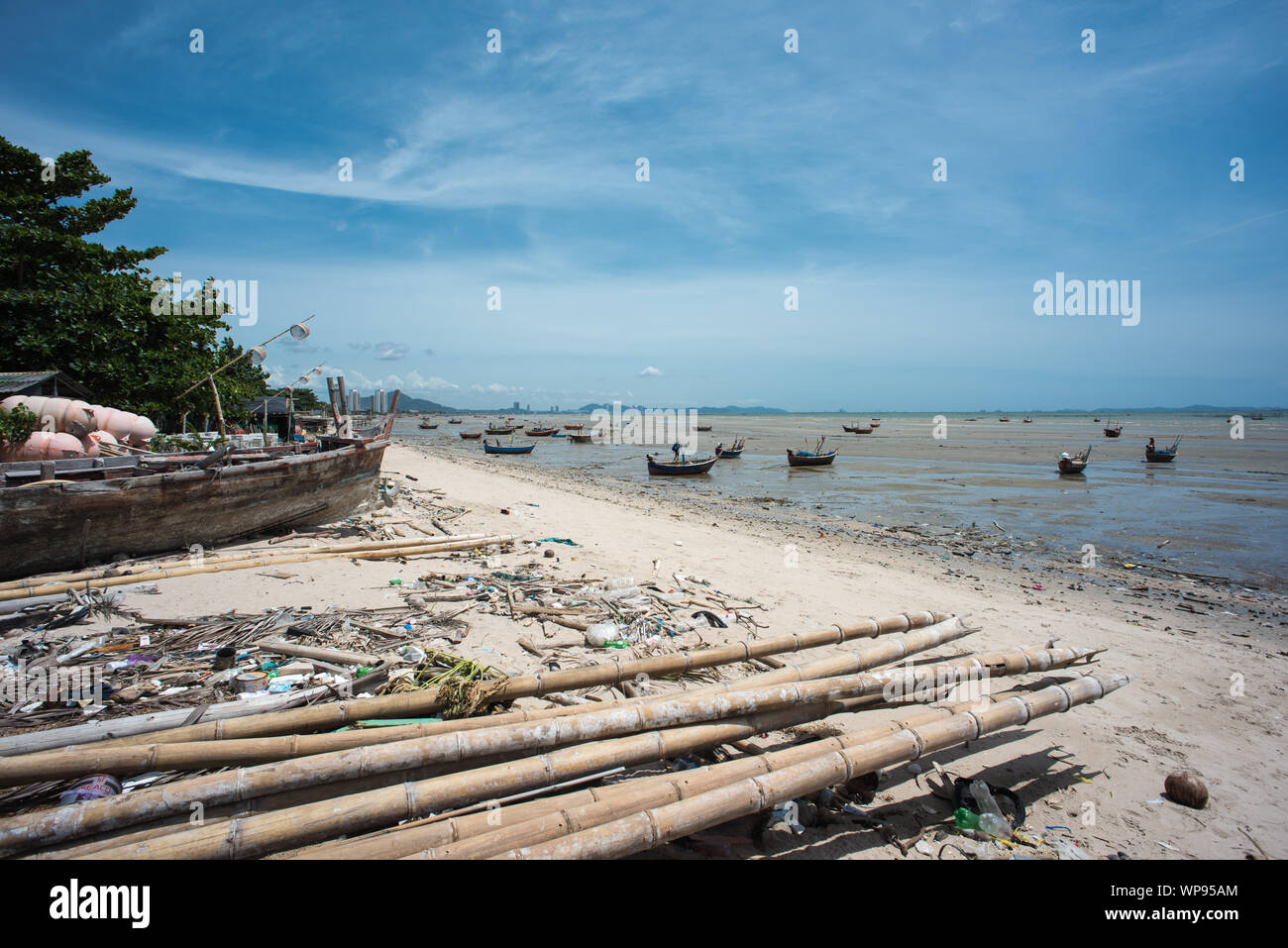 ocean view, Wonnapha beach in Chonburi Thailand Stock Photo - Alamy