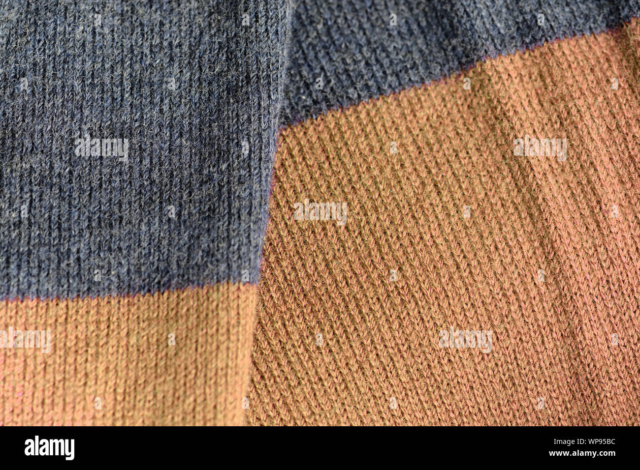 Knitted fabric texture hi-res stock photography and images - Alamy