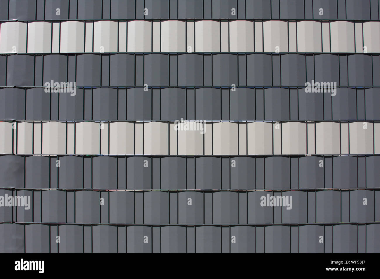 new privacy on a garden fence Stock Photo - Alamy