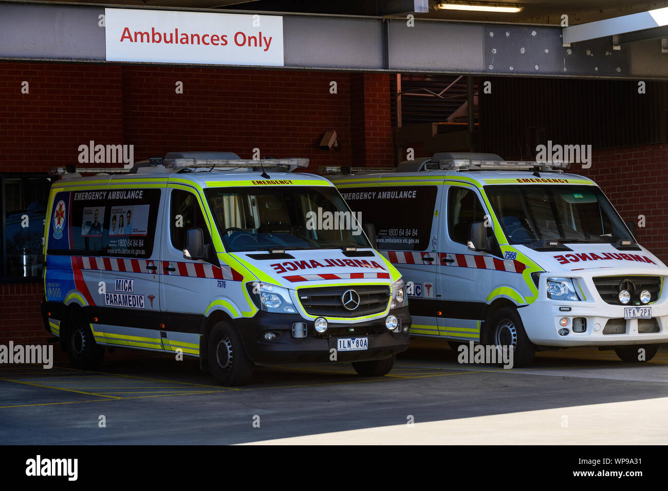 Ambulances and Paramedics on standby at Ballarat Base Hospital Stock ...