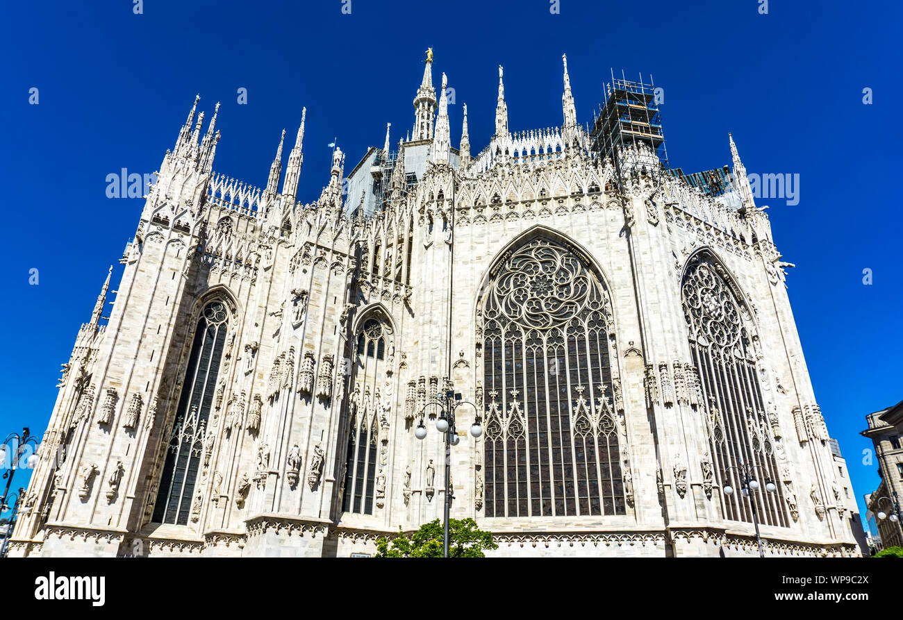 Side view of wall of Milan Cathedral in Italy Stock Photo - Alamy
