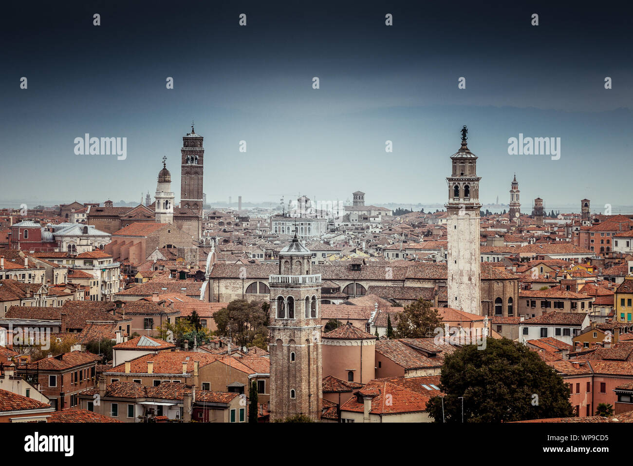 Aerial vuew hi-res stock photography and images - Alamy
