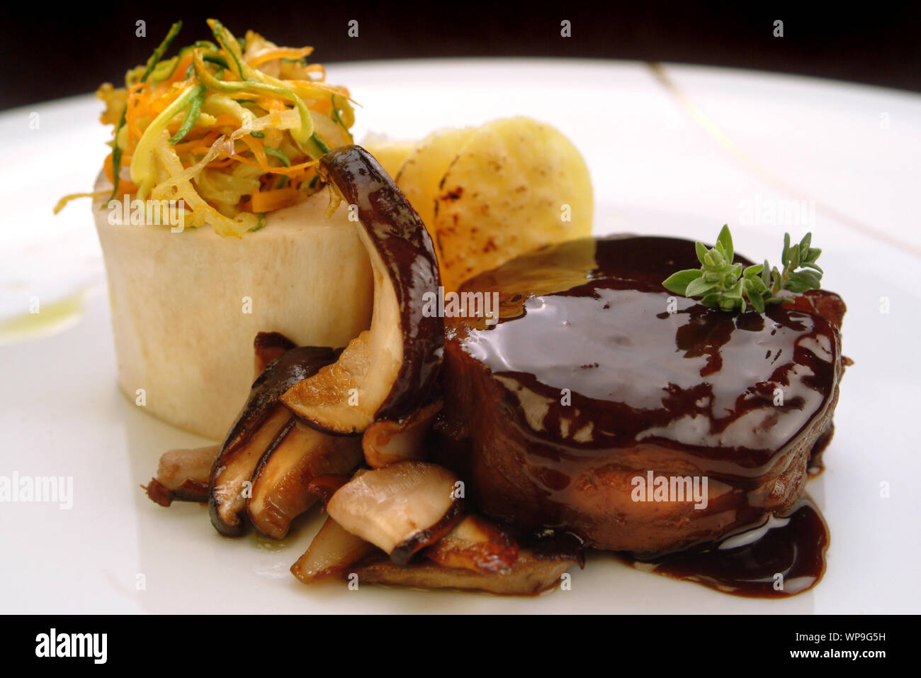 Italian beef tenderloin hi-res stock photography and images - Alamy