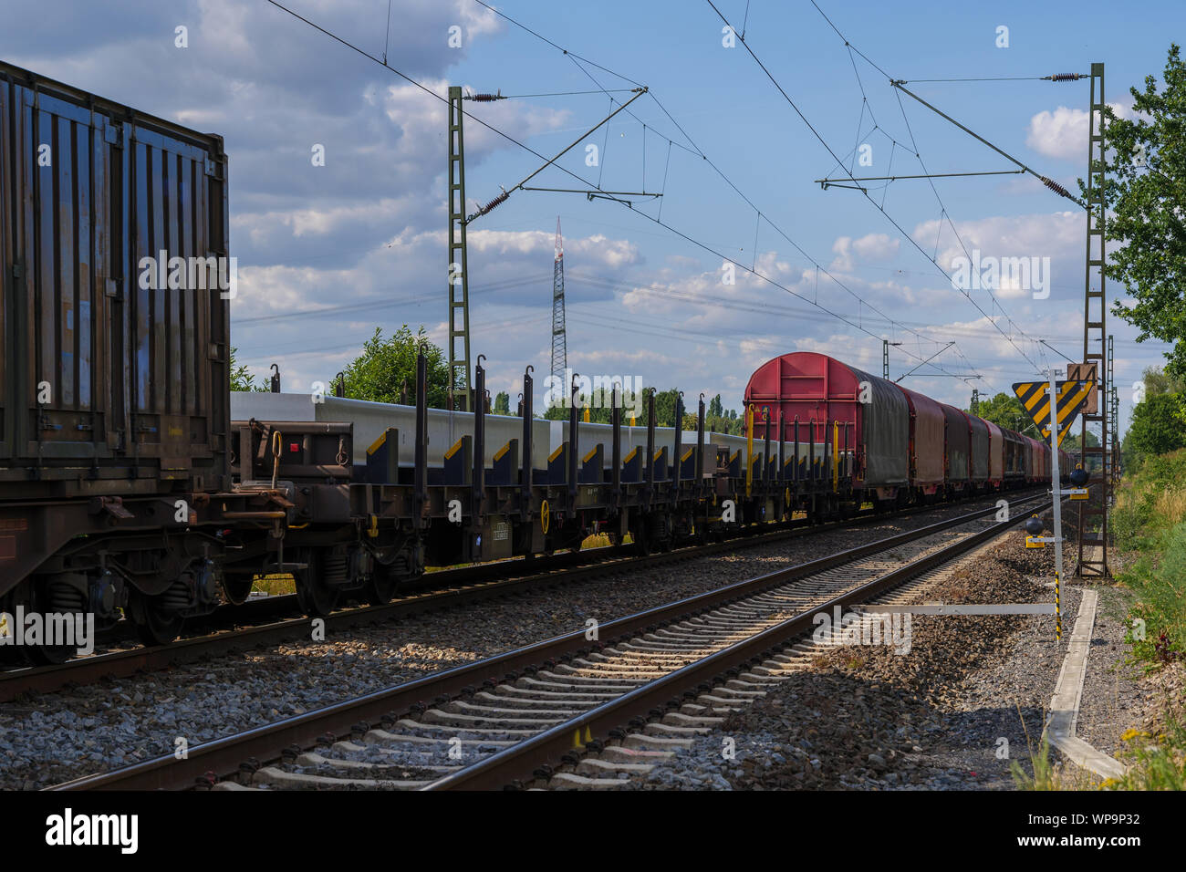 Db cargo container freight train hi-res stock photography and images ...