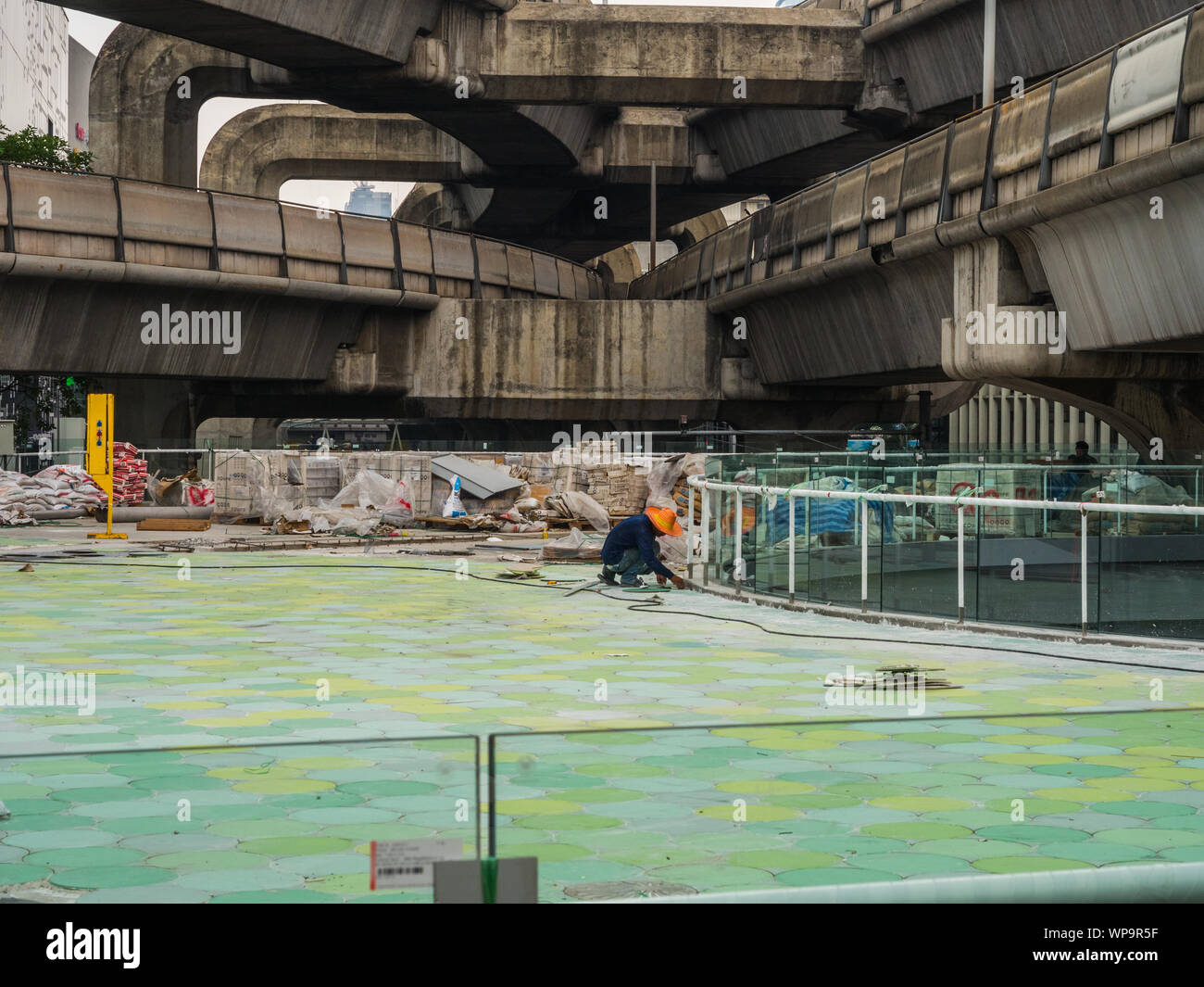 BANGKOK, THAILAND - MAY 6,2017 : Sky walkway construction over ...
