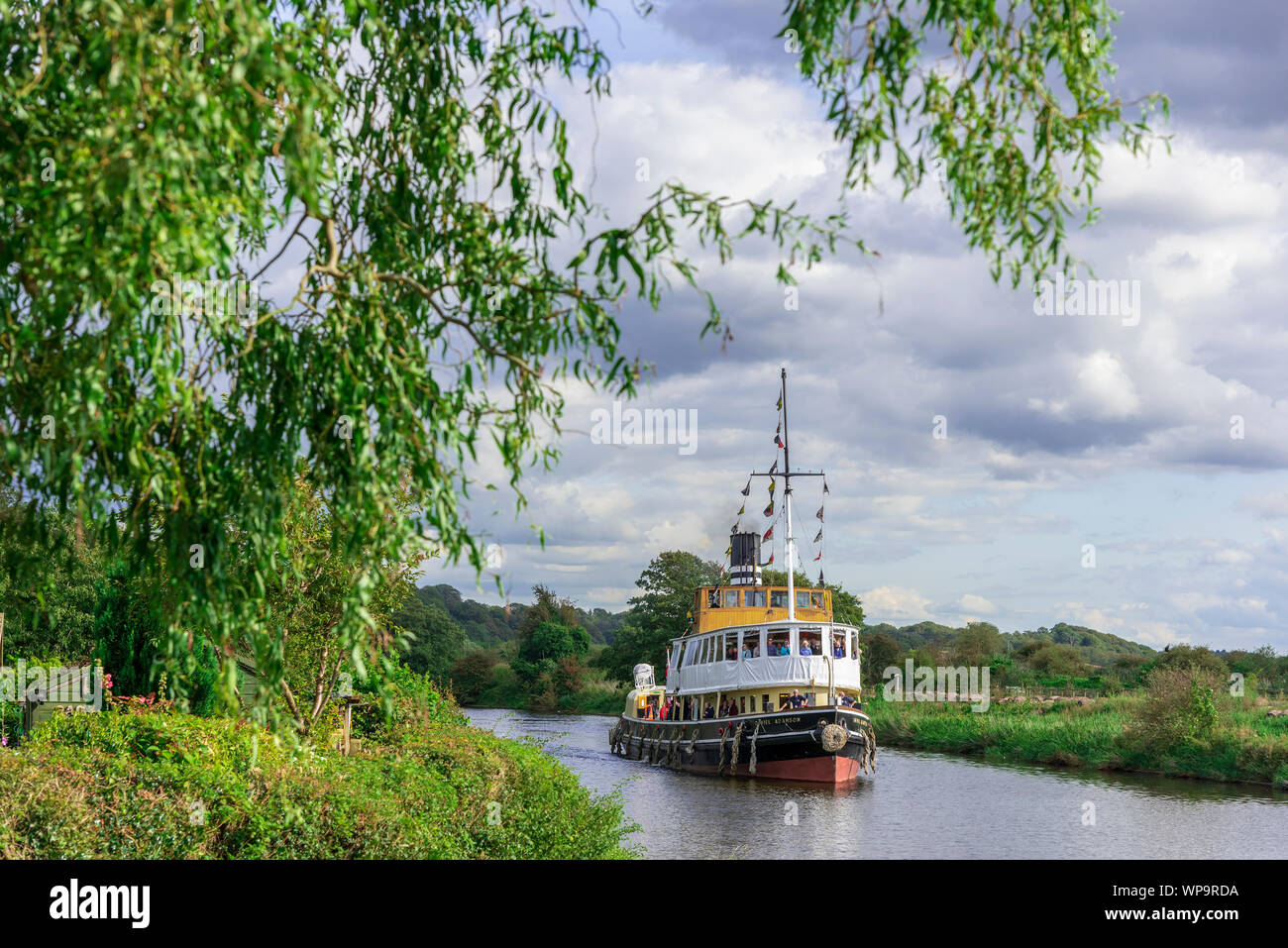 Daniel adamson tugboat hi-res stock photography and images - Alamy
