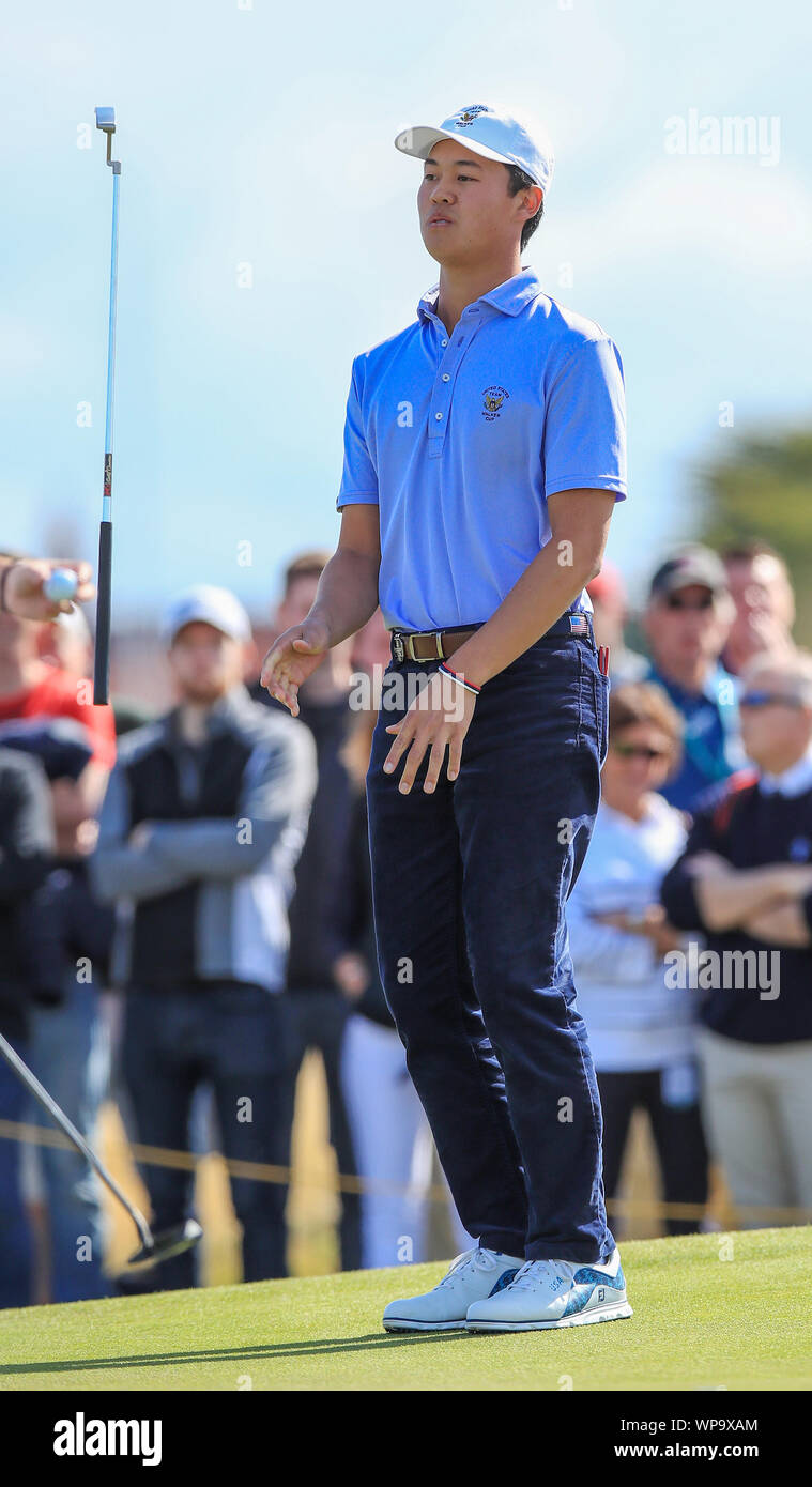 Missed putt on 17th green hi-res stock photography and images - Alamy