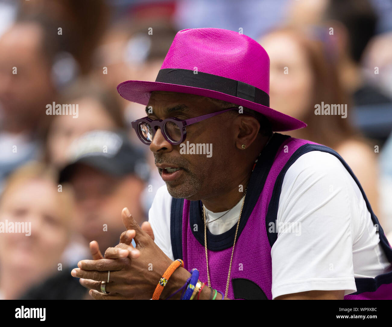 Spike lee and sports hi-res stock photography and images - Alamy