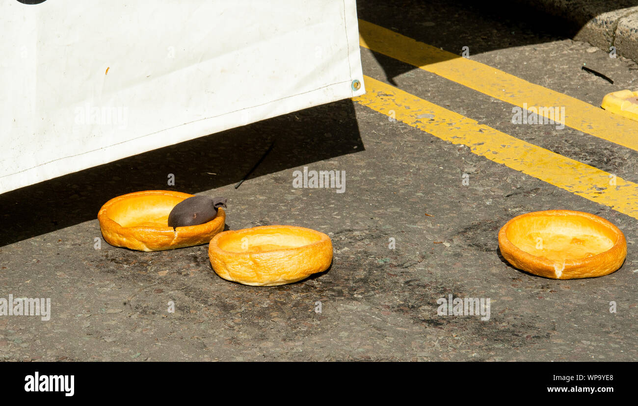 Yorkshire pudding run hi-res stock photography and images - Alamy