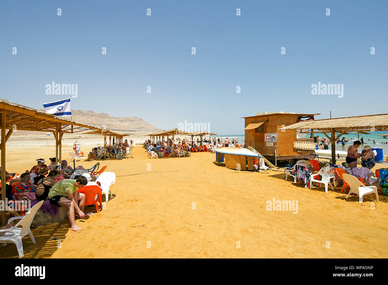 Tourist at the Ein Gedi Beach of the Dead Sea, Israel Stock Photo - Alamy