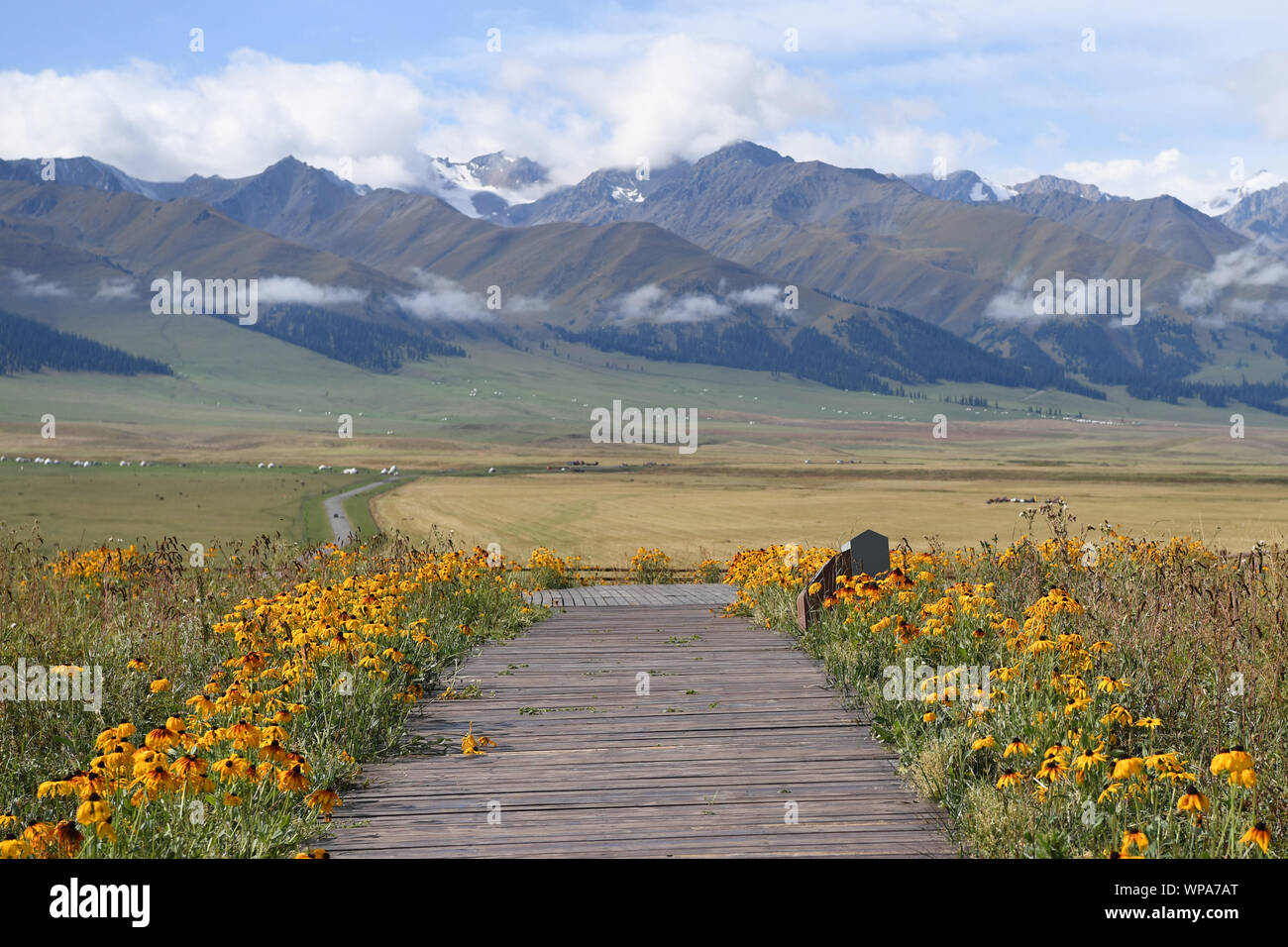 Xinyuan county hi-res stock photography and images - Alamy