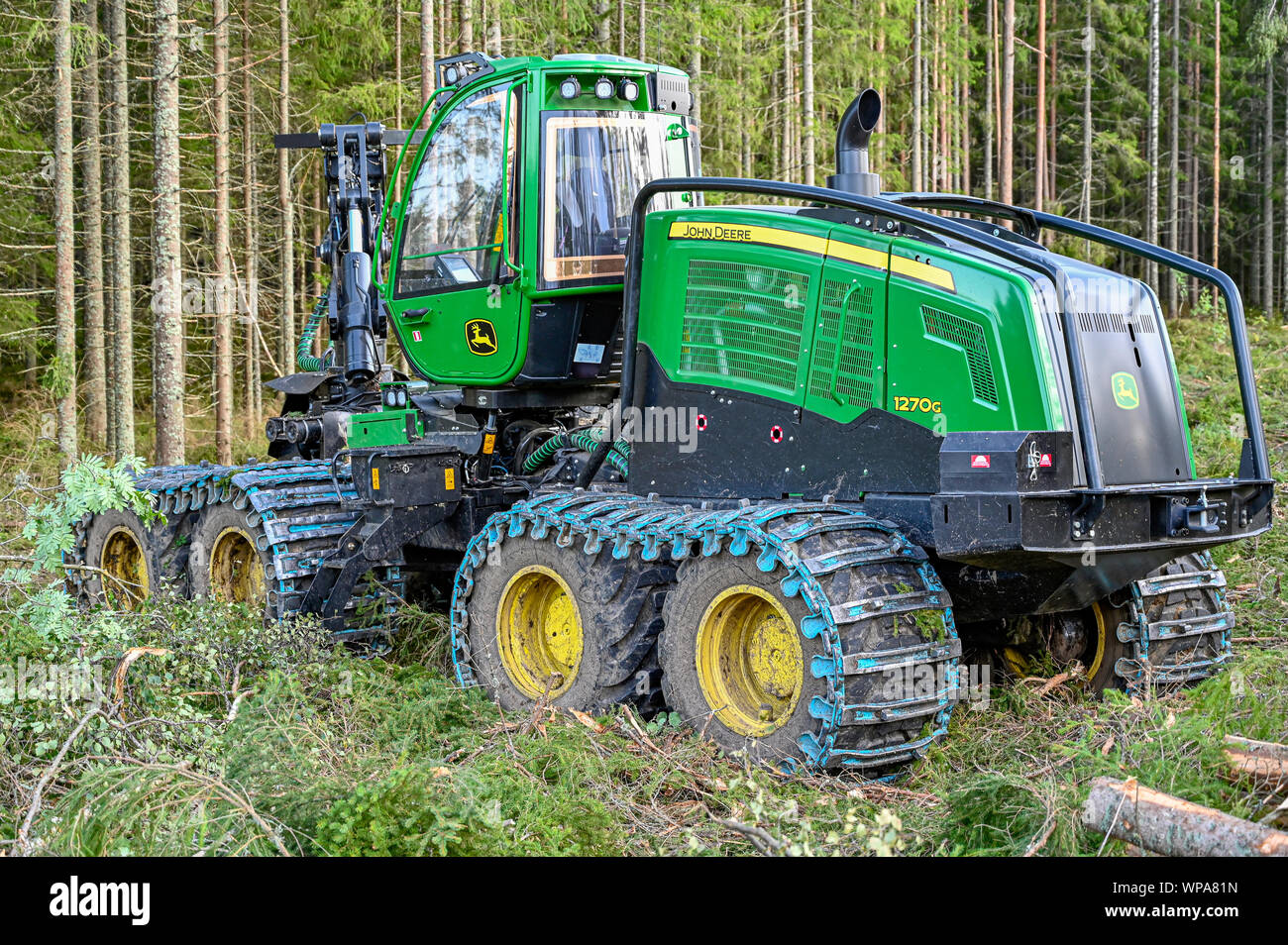 John deere 1270g harvester hi-res stock photography and images - Alamy