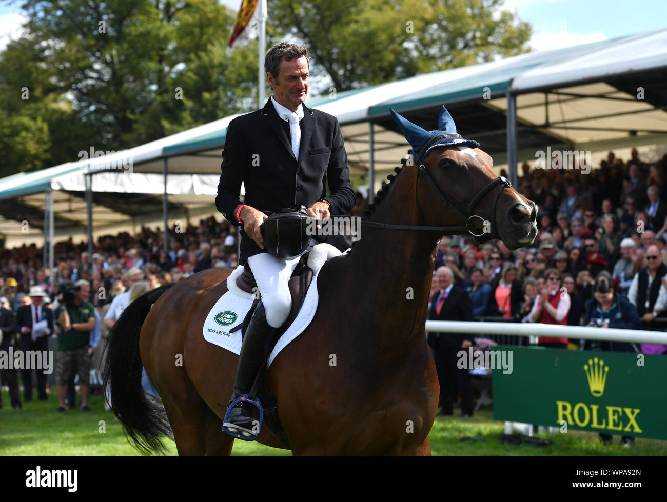 Eventing star sir mark todd receives hi-res stock photography and ...