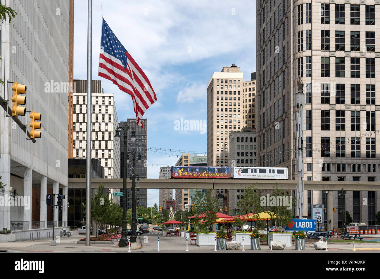 Downtown detroit view hi-res stock photography and images - Alamy