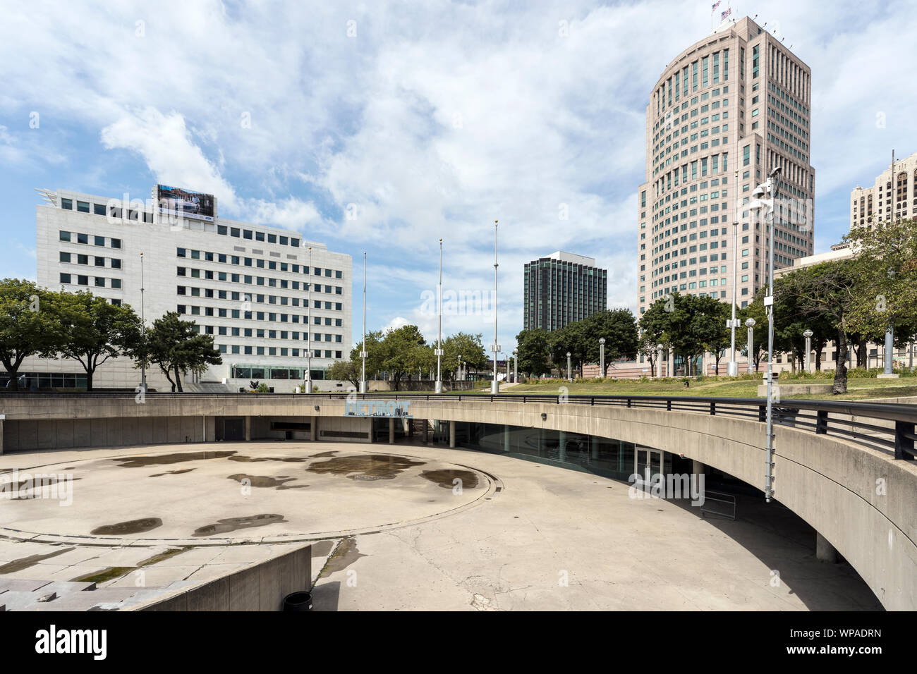 Landscape view of downtown Detroit in Michigan USA Stock Photo - Alamy