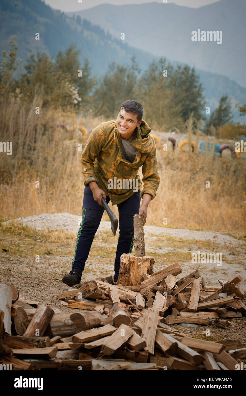 Timber choping High Resolution Stock Photography and Images - Alamy