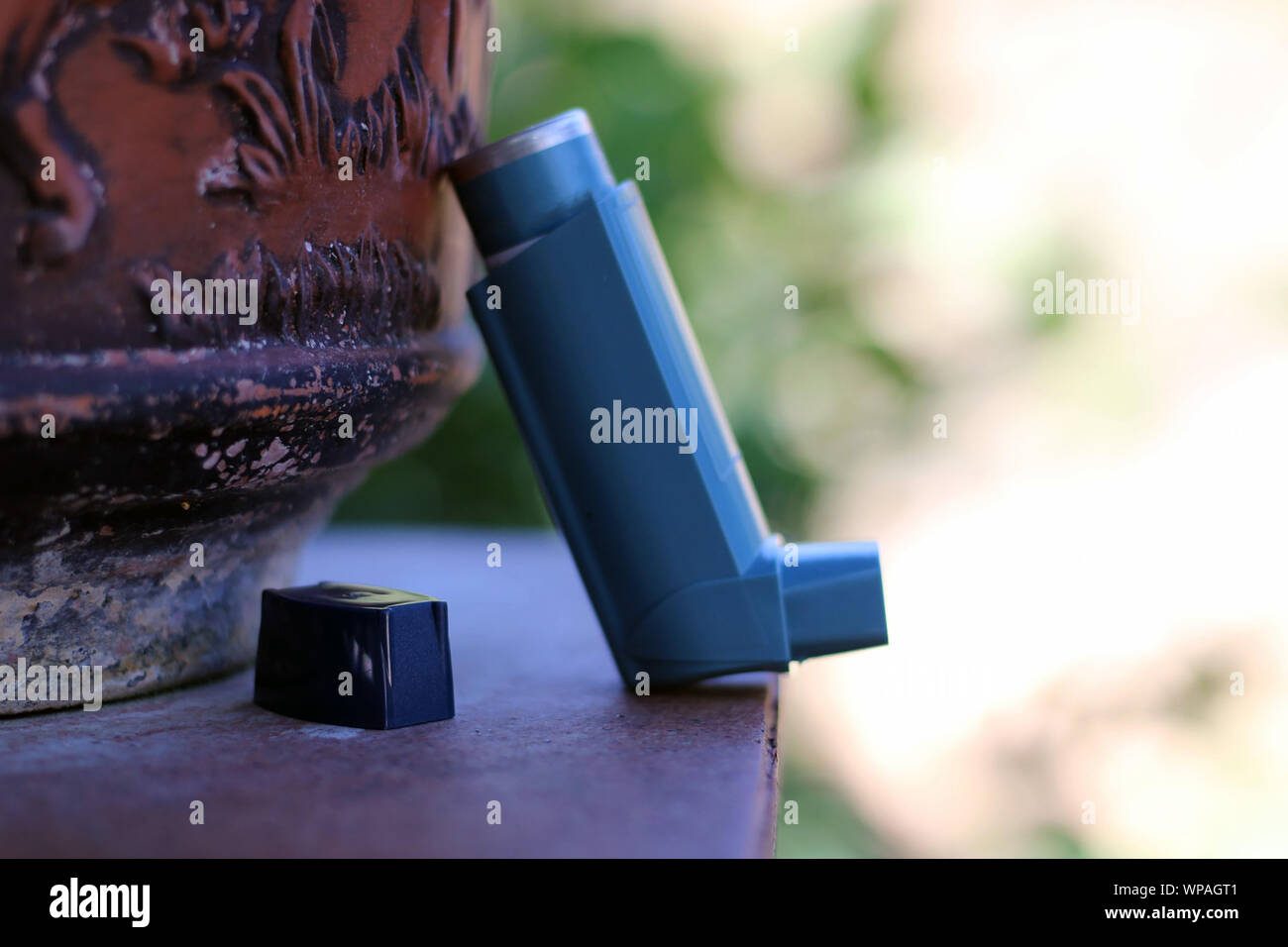 Salbutamol sulphate hi-res stock photography and images - Alamy