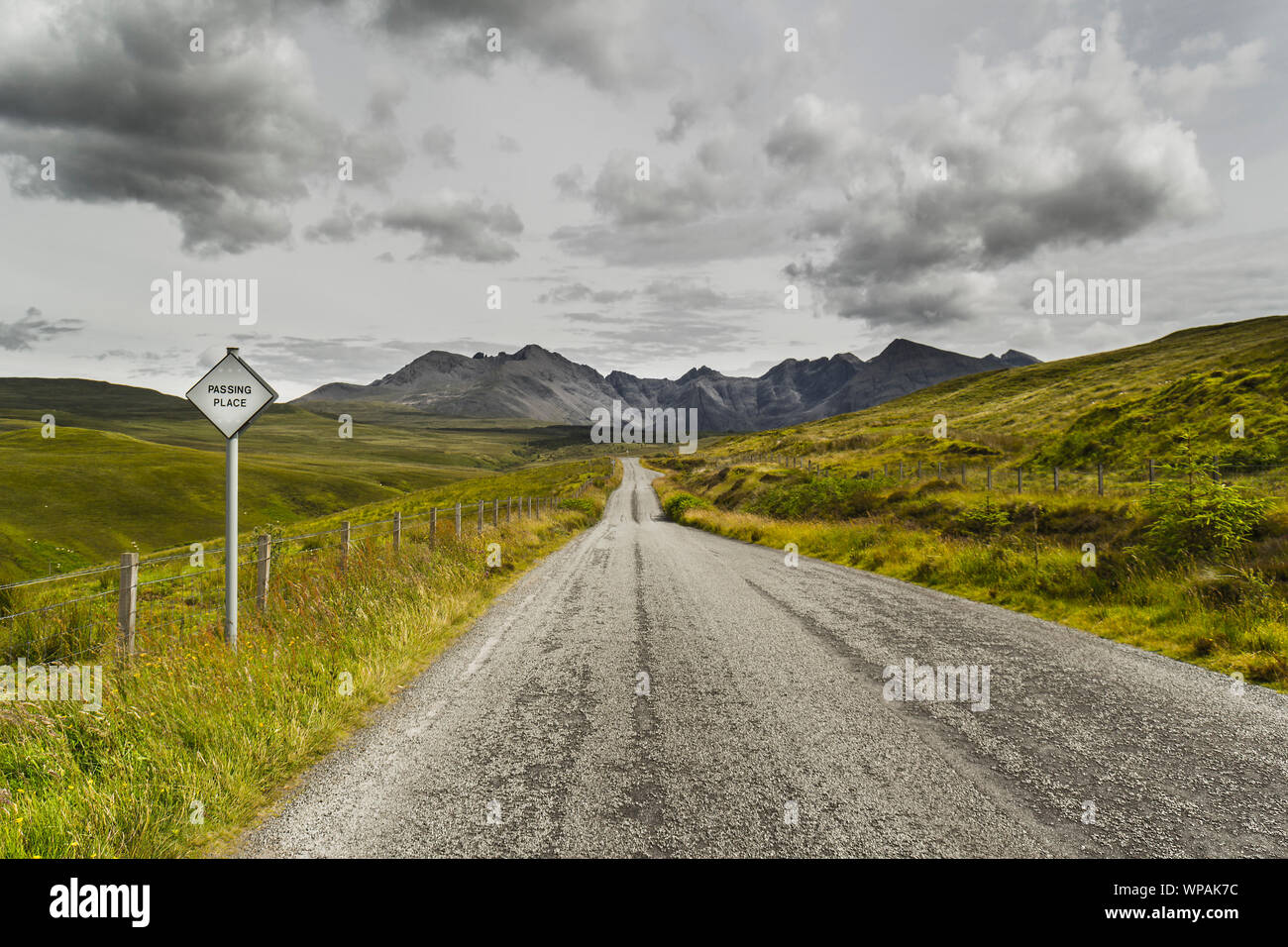 Skye road sign Stock Photo - Alamy