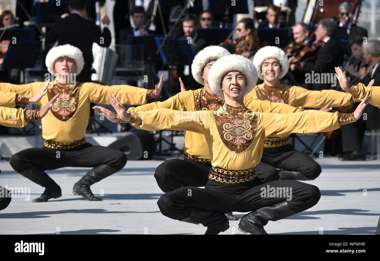 Moscow, Russia. 07 September, 2019. Traditional Russian dancers perform ...