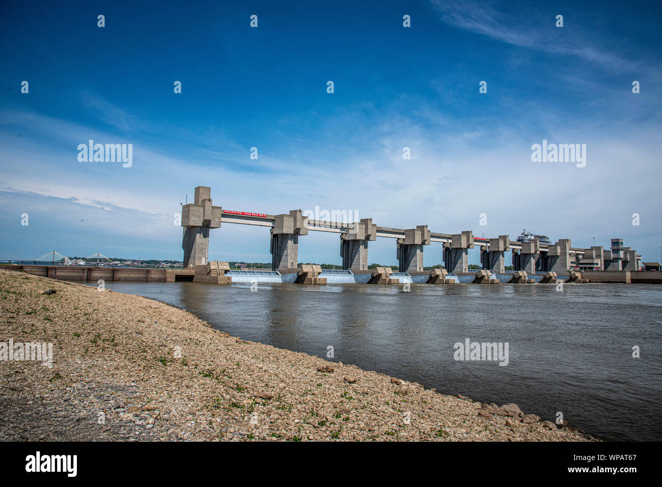 The Melvin Price Locks and Dam Facility along the Mississippi River ...