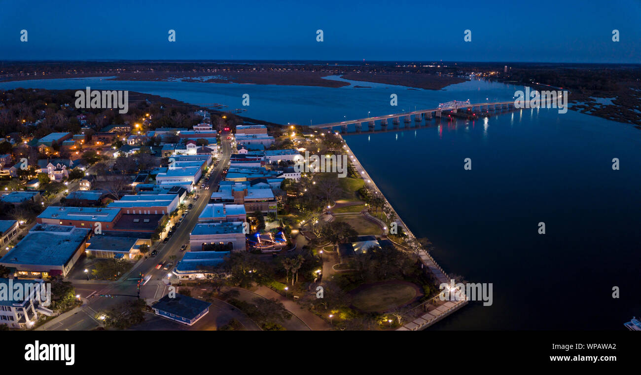 Aerial overhead night rooftop view hi-res stock photography and images ...