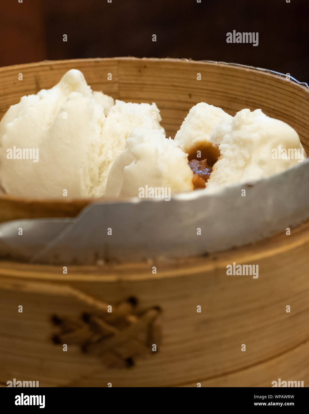 Cantonese dim sum dumplings in bamboo steamer Stock Photo - Alamy